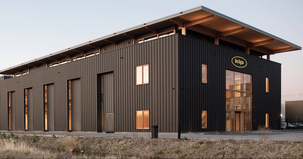 Bouw van Kip Store Utrecht - Kip Caravans